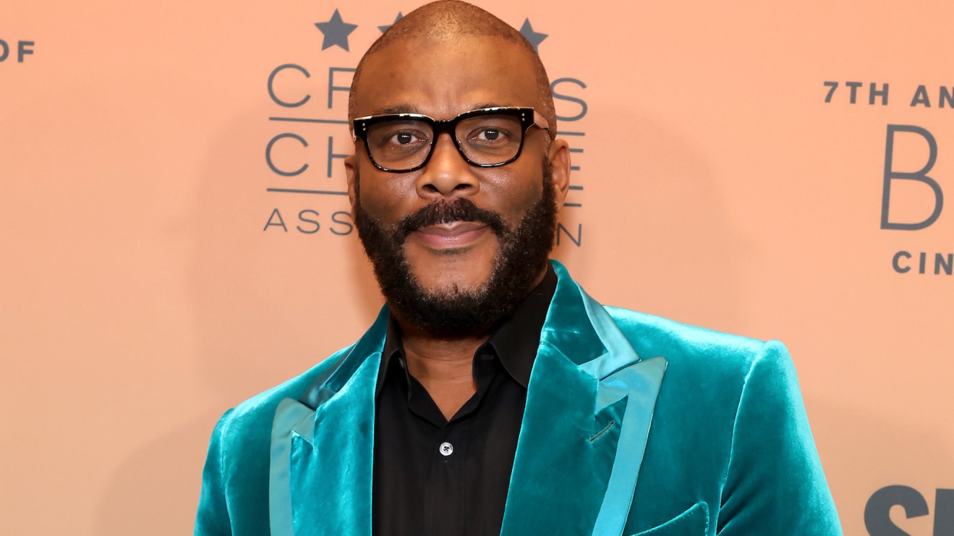 Tyler Perry enfrenta demanda por agresión sexual de $77 millones de ...