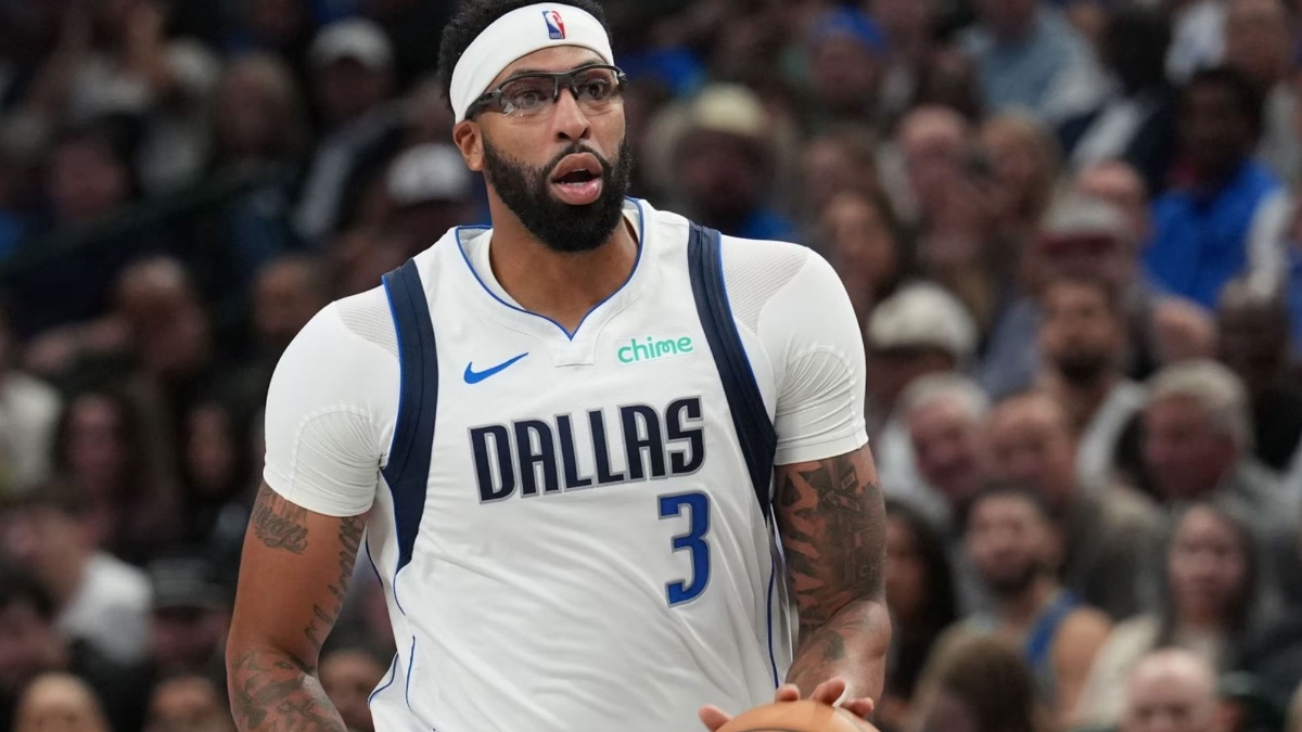 NBA: Hawks are eyeing Anthony Davis with great interest