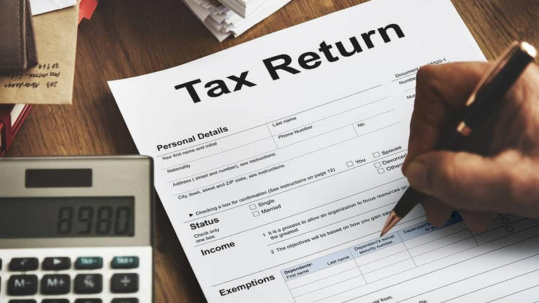 Income tax refund delays continue, why filing a revised ITR before ...