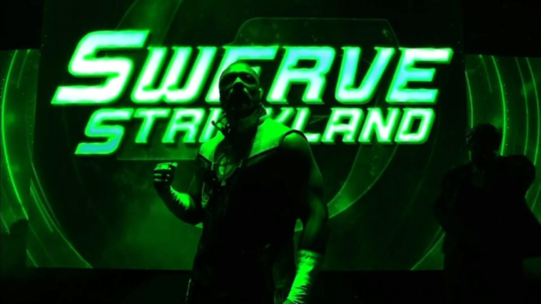 AEW star Swerve Strickland does Green Lantern tribute at Worlds End