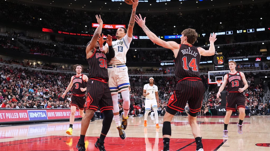 Bucks snap Bulls' 5-game winning streak 112-103