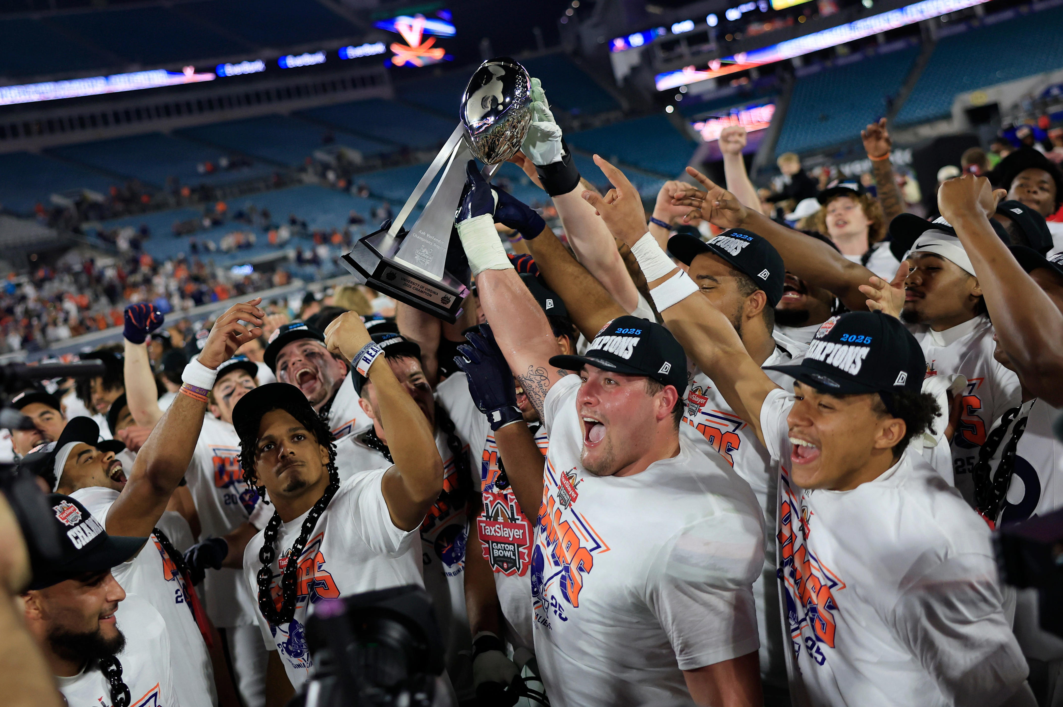 Wahoo! Virginia makes school history with Gator Bowl victory over Mizzou