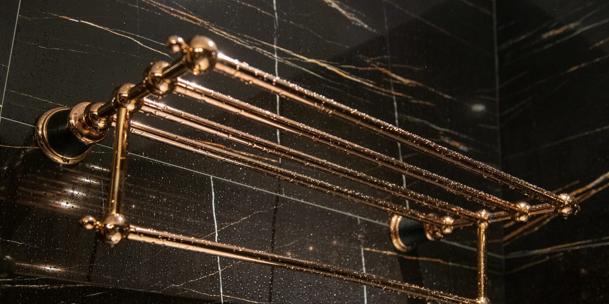 How to make your tiny bathroom look luxe