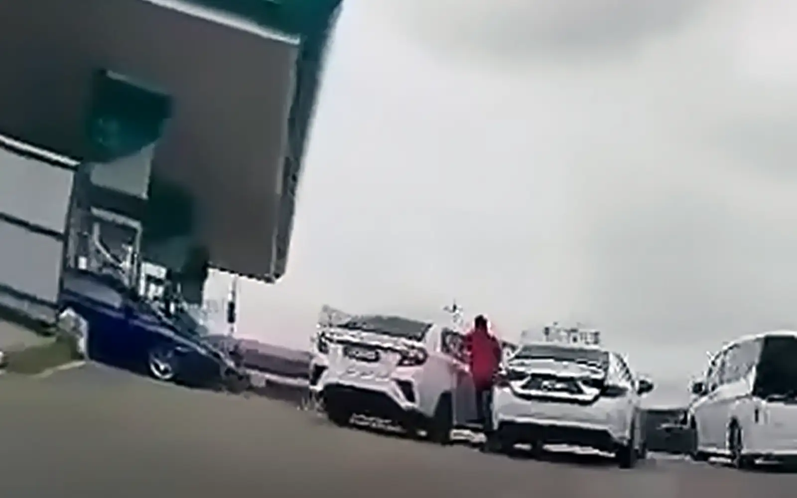 E-hailing driver attacked with steering wheel lock in Johor Bahru