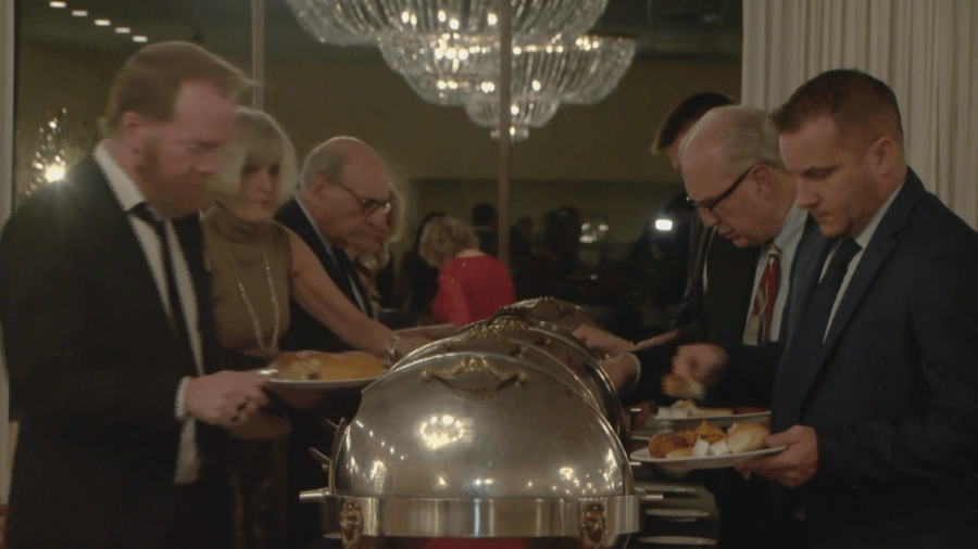 Christmas gala raises money for youth programs