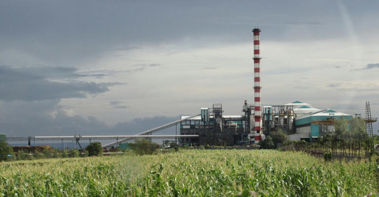 Ukraine destroys Russian refinery 435 miles deep—Moscow’s war machine burns