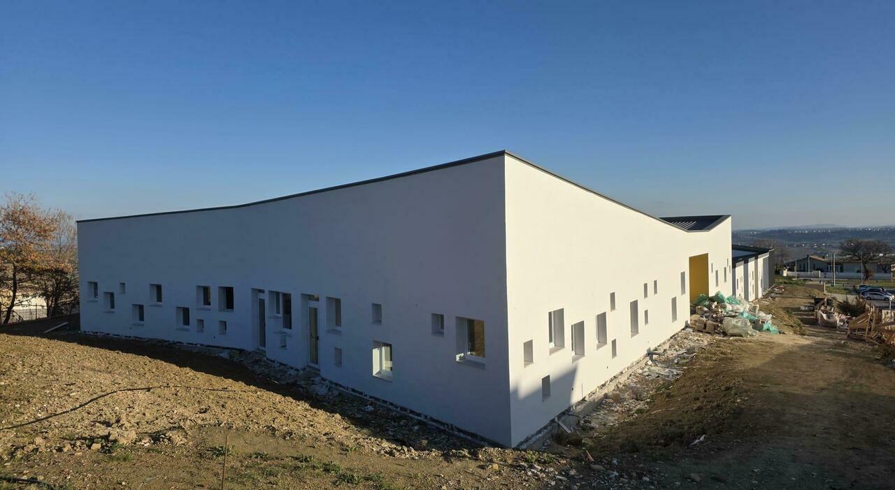 Poli per l’infanzia, lavori al rush finale a Vergini e Corneto