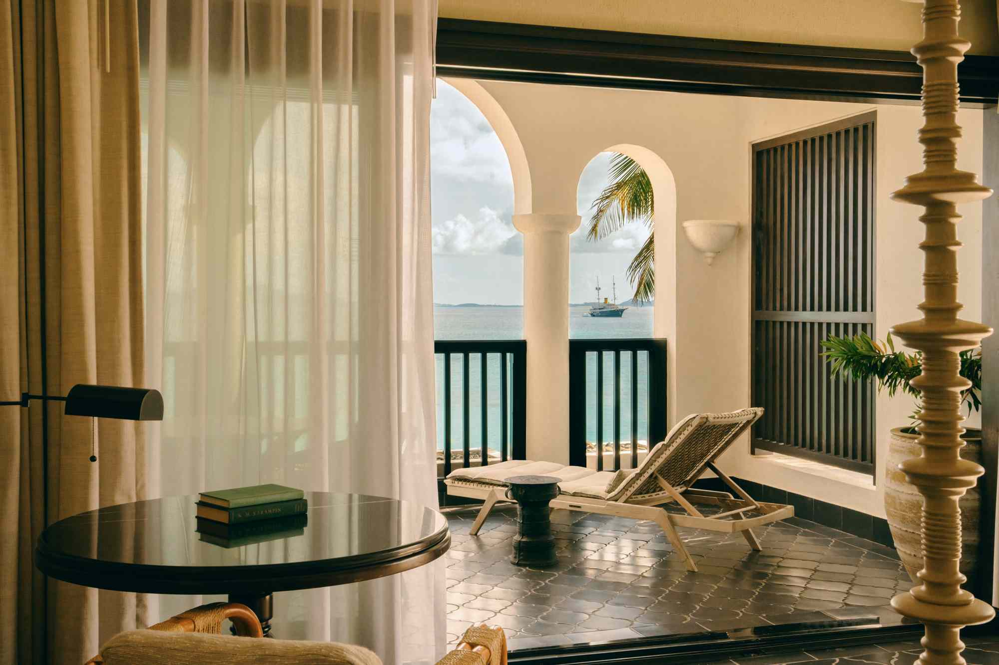 This island has 33 pristine beaches and stunning luxury resorts—and it ...