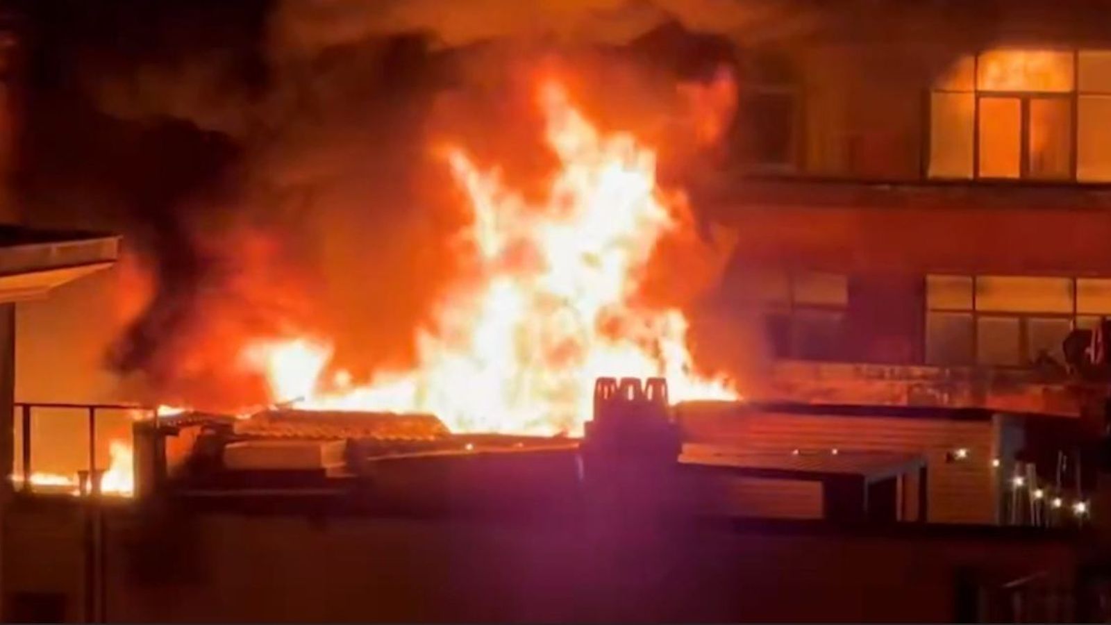 Glasgow hotel evacuated after fire