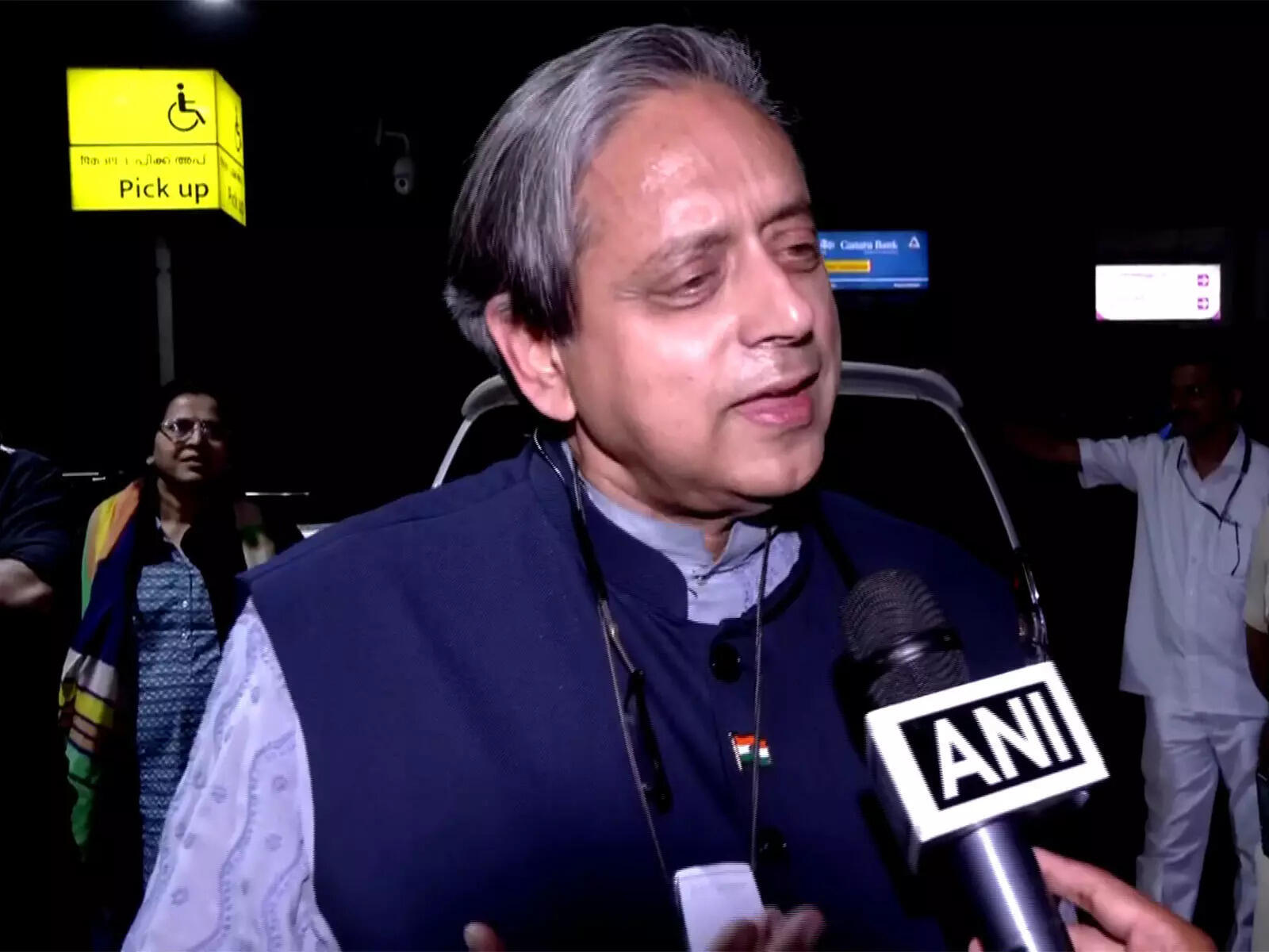 Organisation should be strengthened: Tharoor supports Digvijaya's views