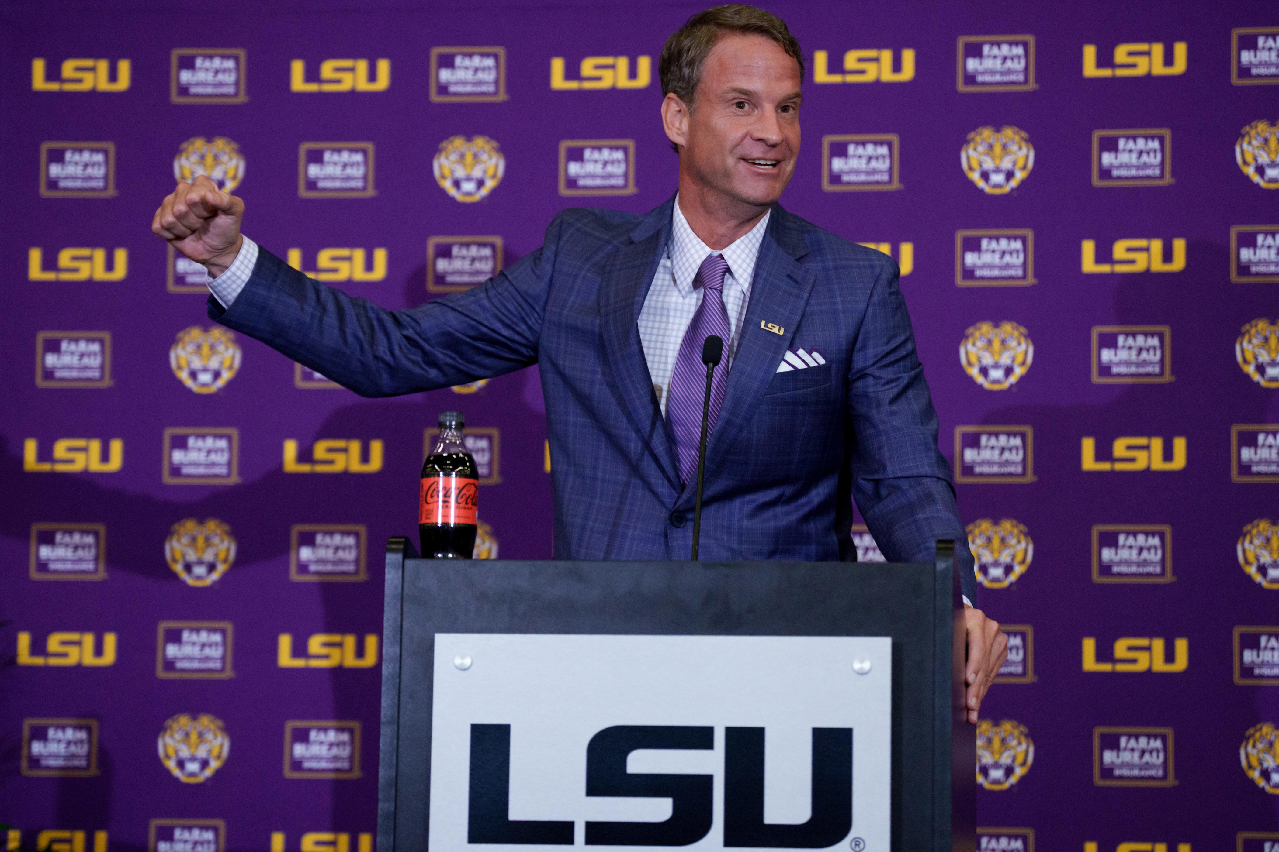 LSU football earns surprising spot in way too early top 25 rankings