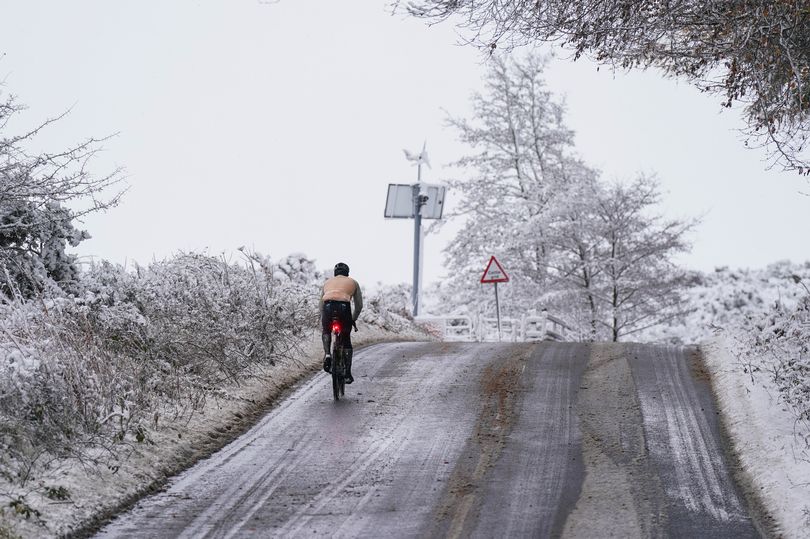 Met Office issues snow update as new year to get off to cold start