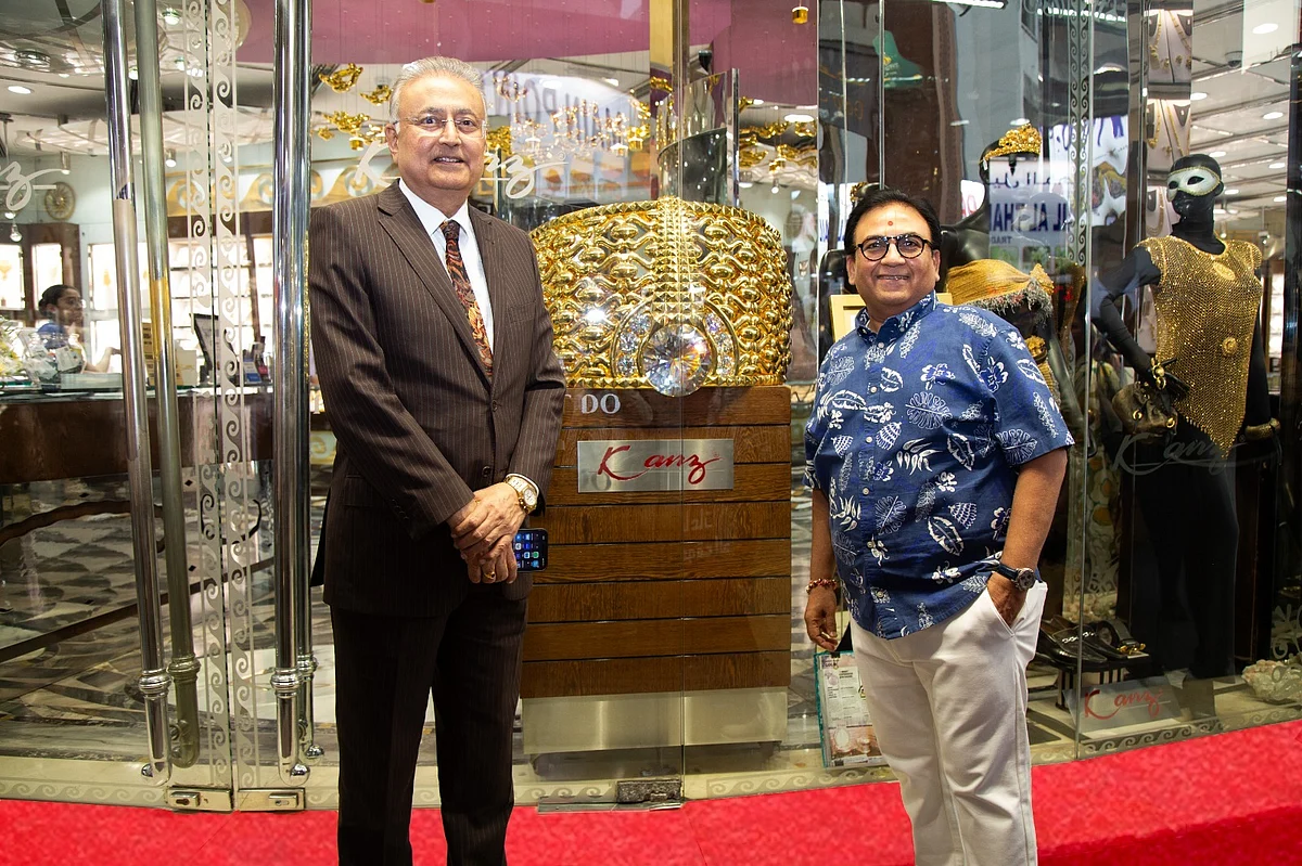 Dubai: 'Taarak Mehta Ka Ooltah Chashmah' star Dilip Joshi vists Kanz Jewels