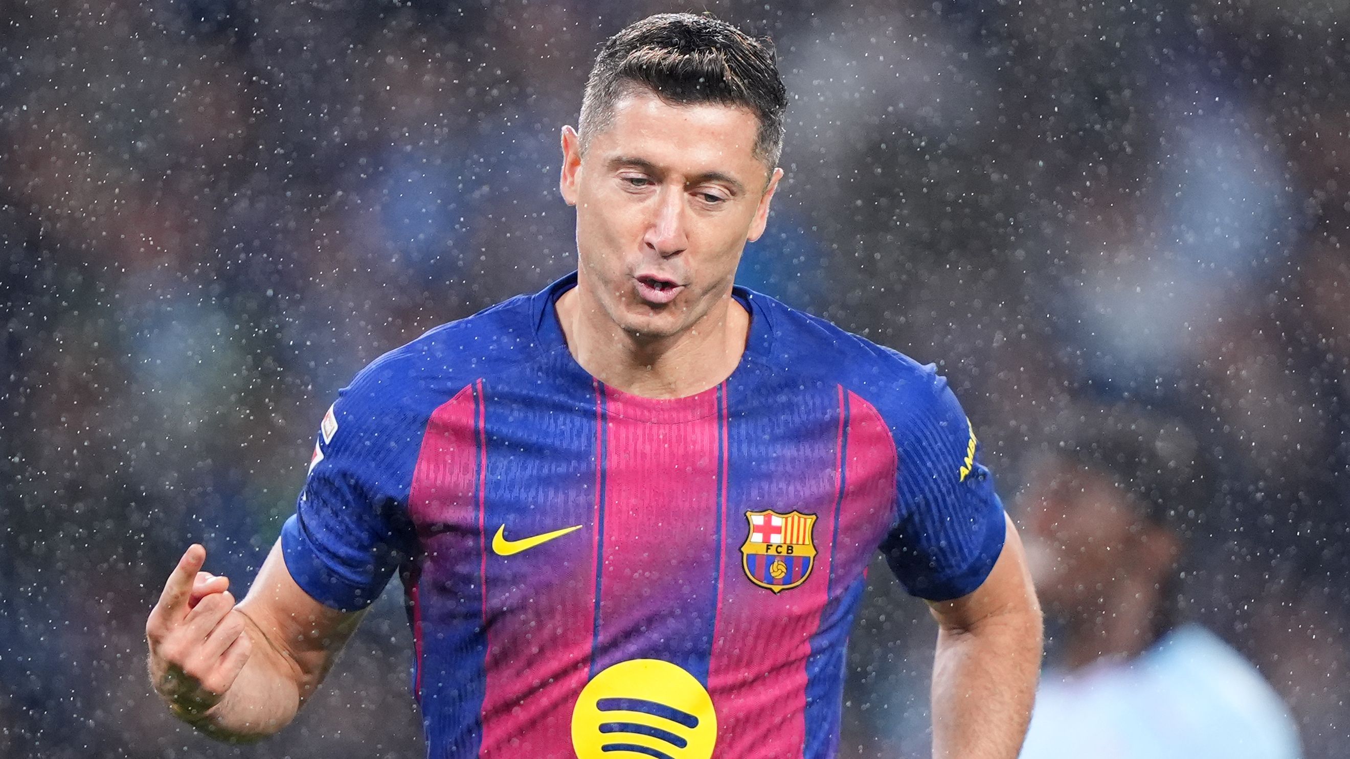 Robert Lewandowski admits Barcelona asked him not to score in money ...