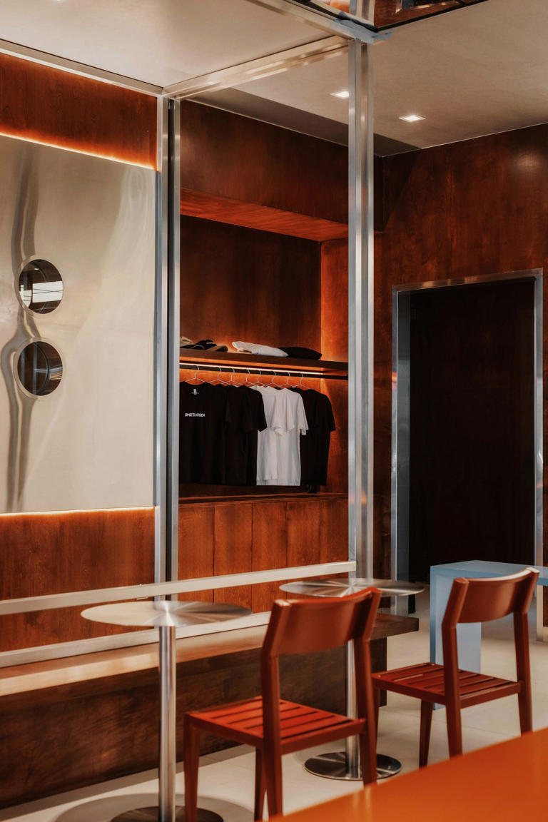 Architecture and everyday culture meet at this Texas burger restaurant ...