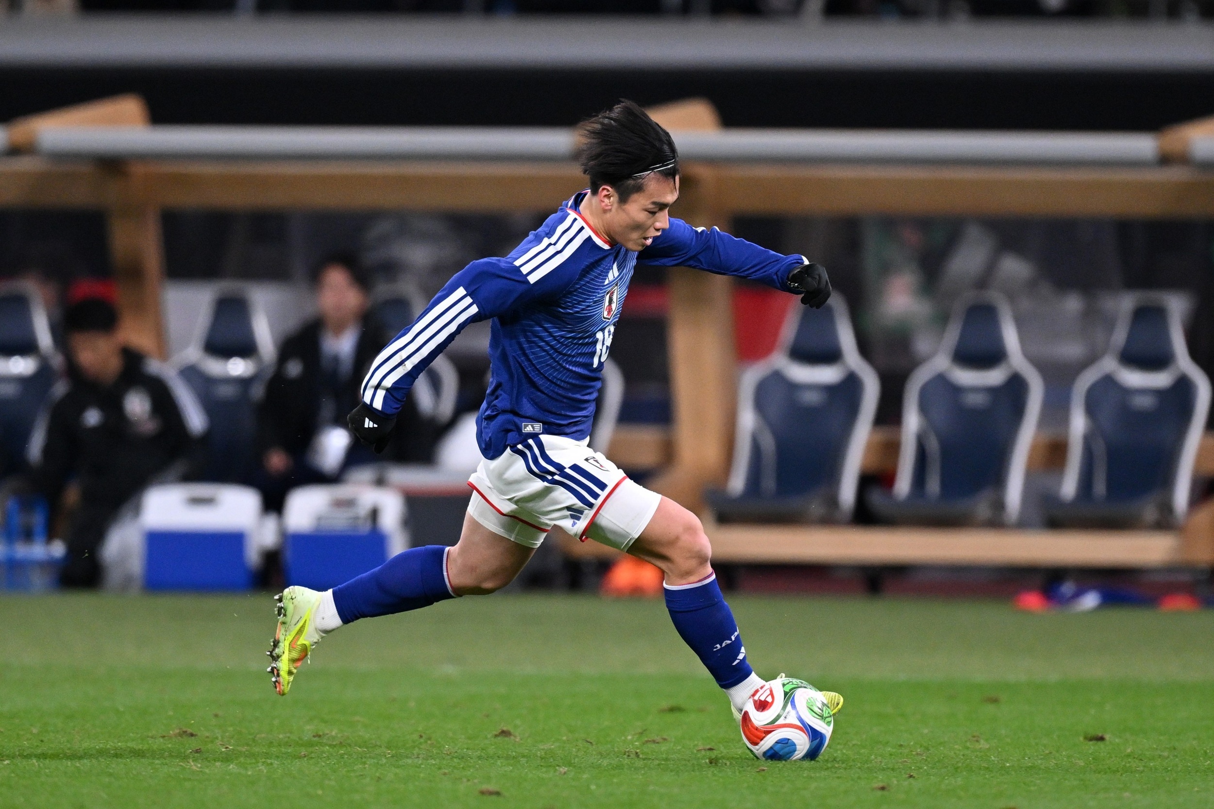 Report: Liverpool turn to 19-goal sensation in January after Isak ...