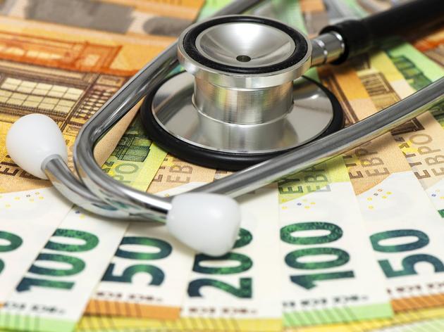 Pflegeversicherung am Limit: Verbandschef schlägt Alarm – "2027 folgt ...