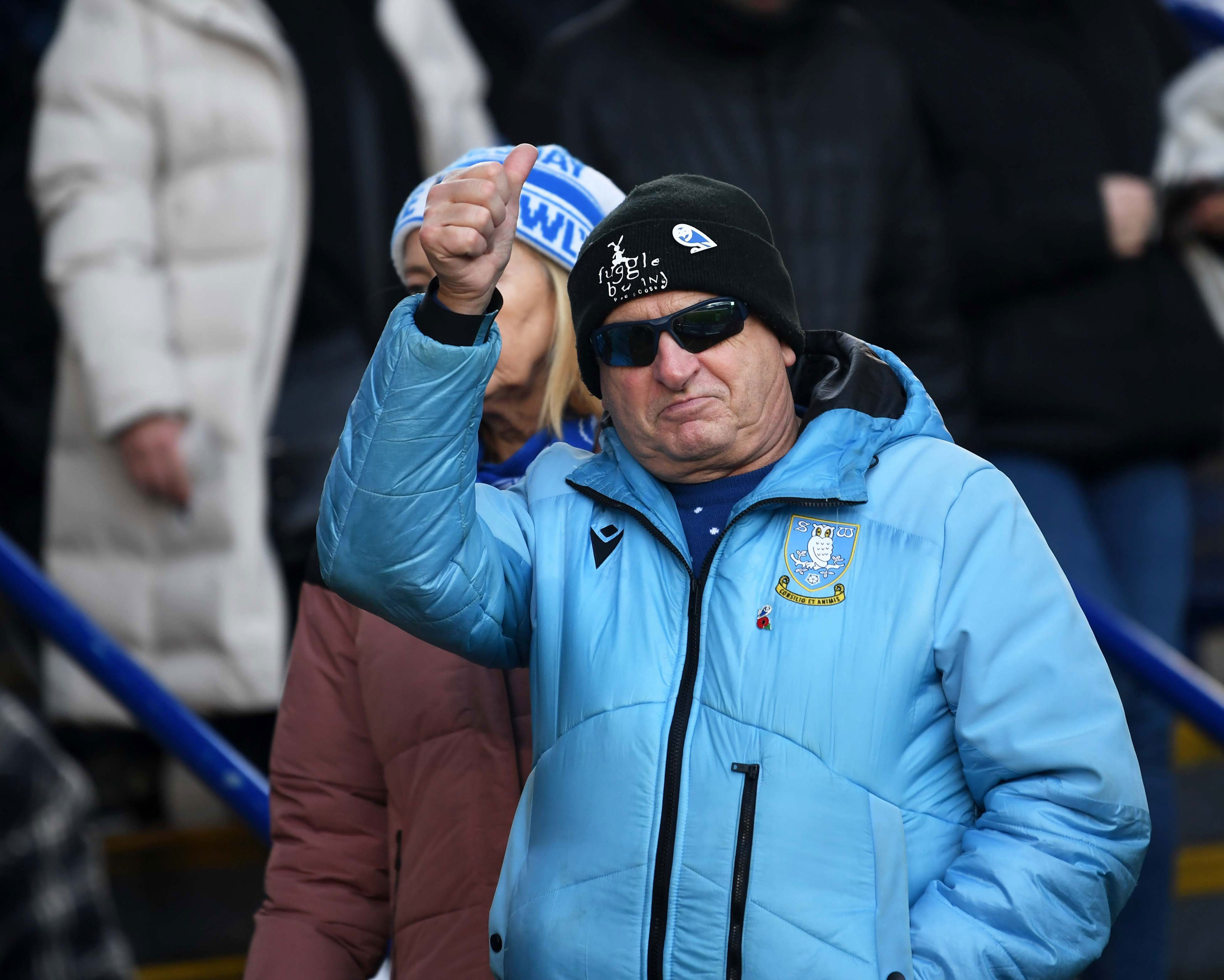 Bobble hats and Beres - 39 fantastic Sheffield Wednesday fan photos as ...
