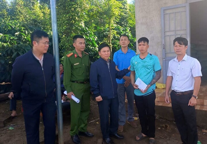 Ba trẻ nhỏ chết đuối thương tâm tại hồ tưới cà phê ở Đắk Lắk