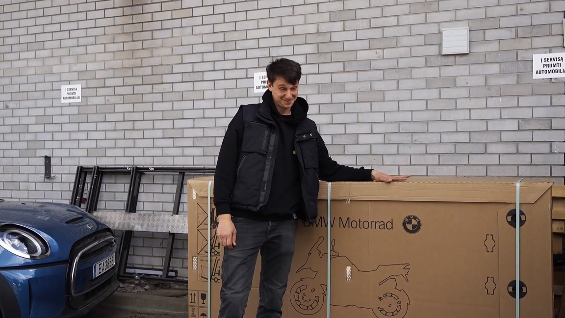 Brand New 2025 BMW S1000RR Gift for Stunt