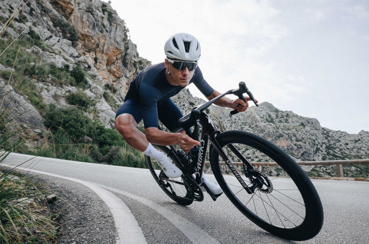 【スペシャライズド】1月5日から公式アウトレットにS-Works Tarmac SL8など人気モデルを追加