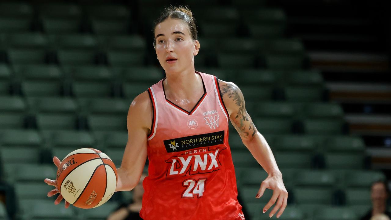 Maley's red-hot Lynx overcome Holmes' 34-point game
