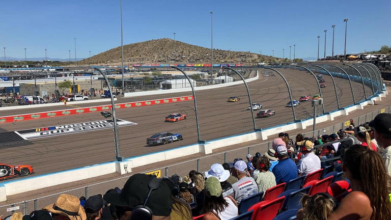 Charter deal finalized as NASCAR reaches settlement with race teams