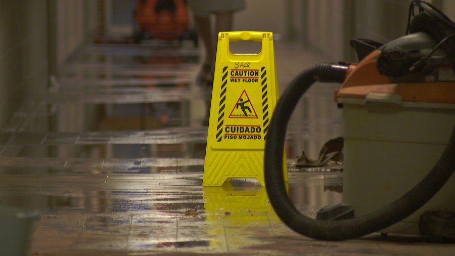 Apartment still has no water after major flood