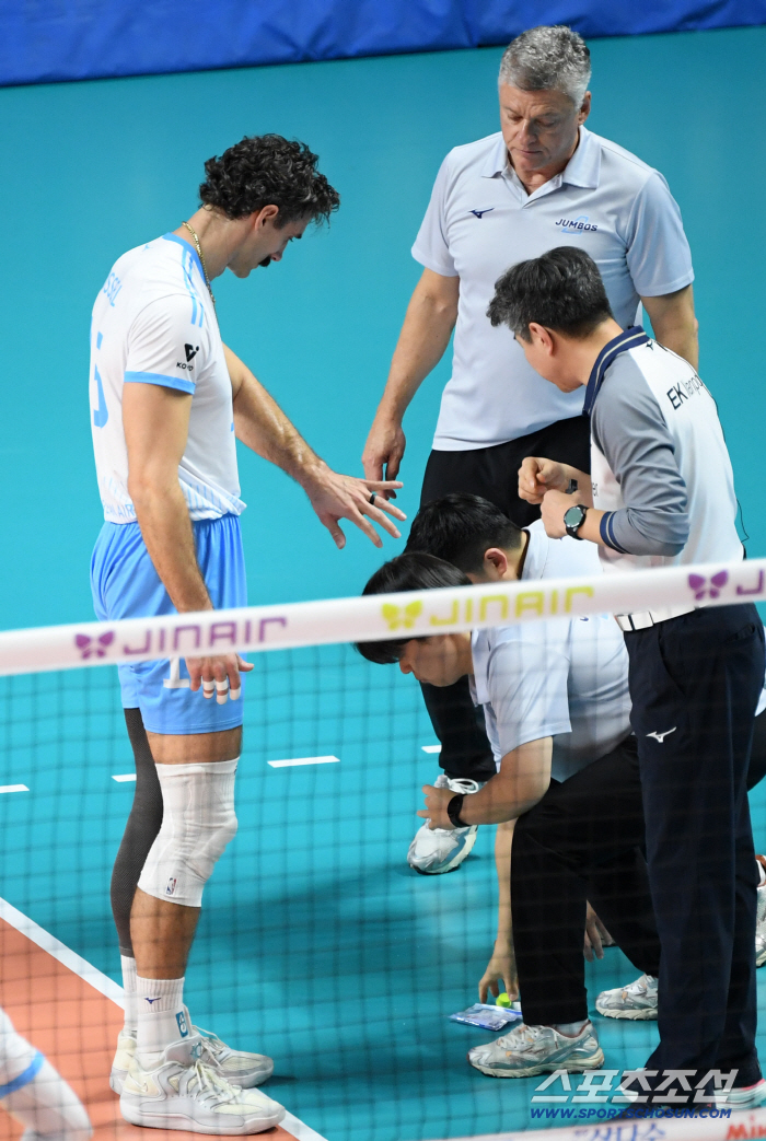 Russell bleeding urgently, hemostasis