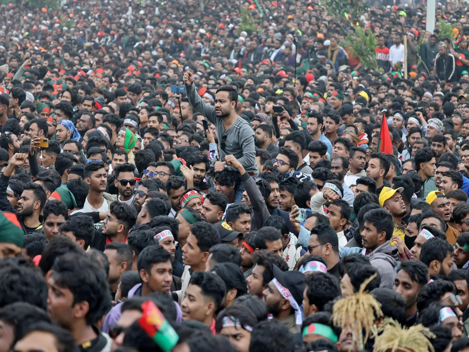 Bangladesh daily accuses section in interim govt of allowing violence