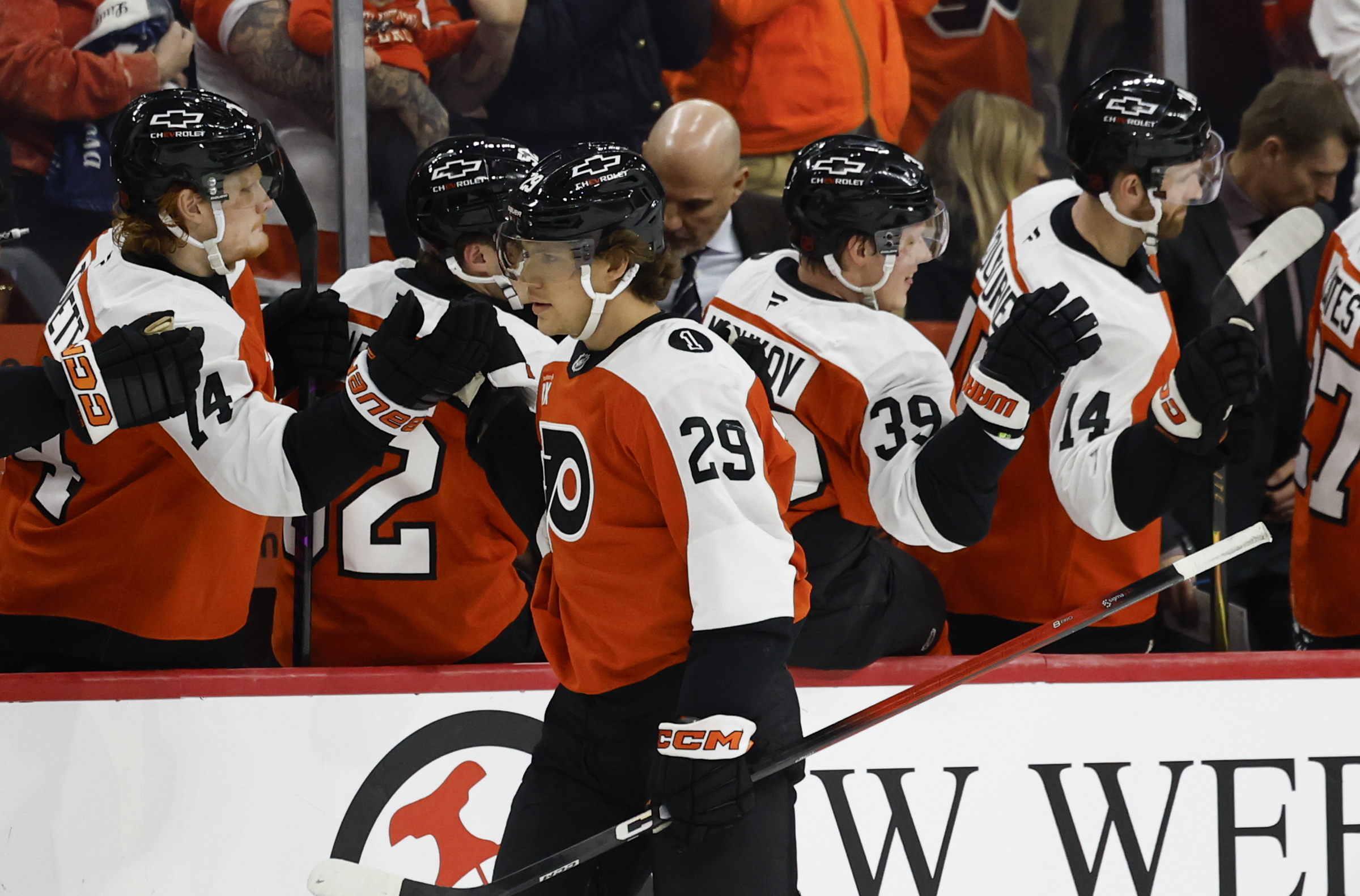 Flyers ready to return to full strength as a grueling stretch awaits ...