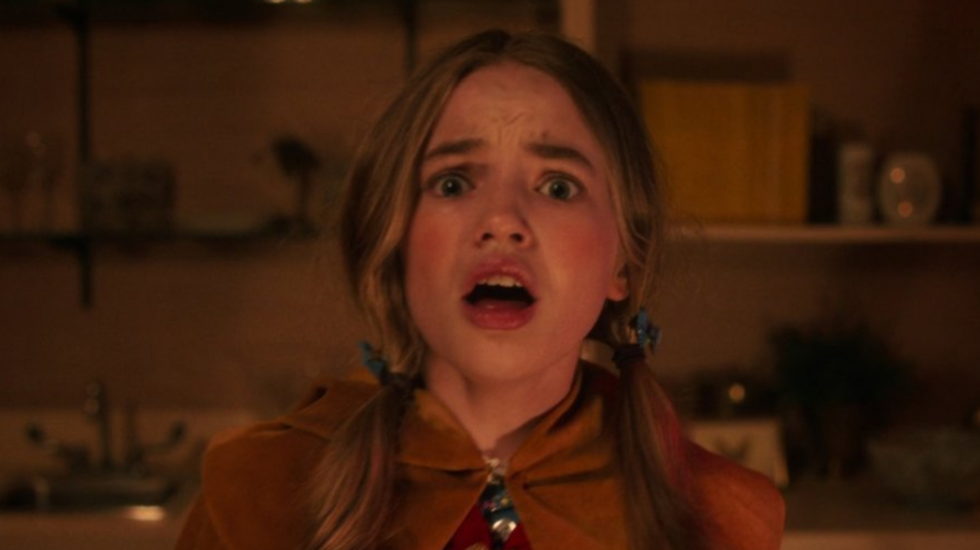 Fans react to 'Stranger Things' period-inaccurate wardrobe mistake