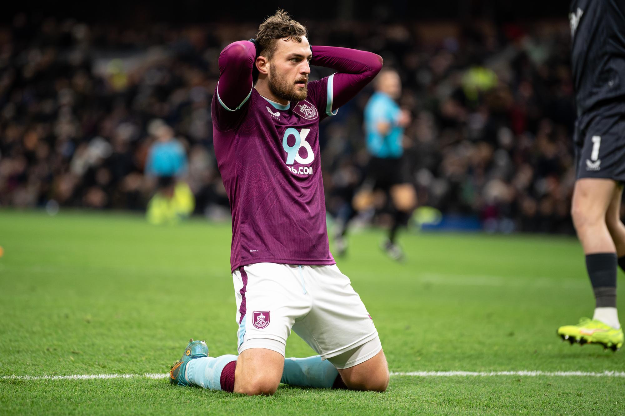 Opinion: Burnley rebuilding the foundations with Everton draw, but ...