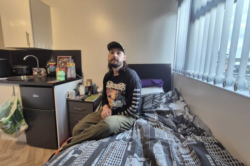 Army veteran left 'with nothing' turning life around thanks to HMO ...