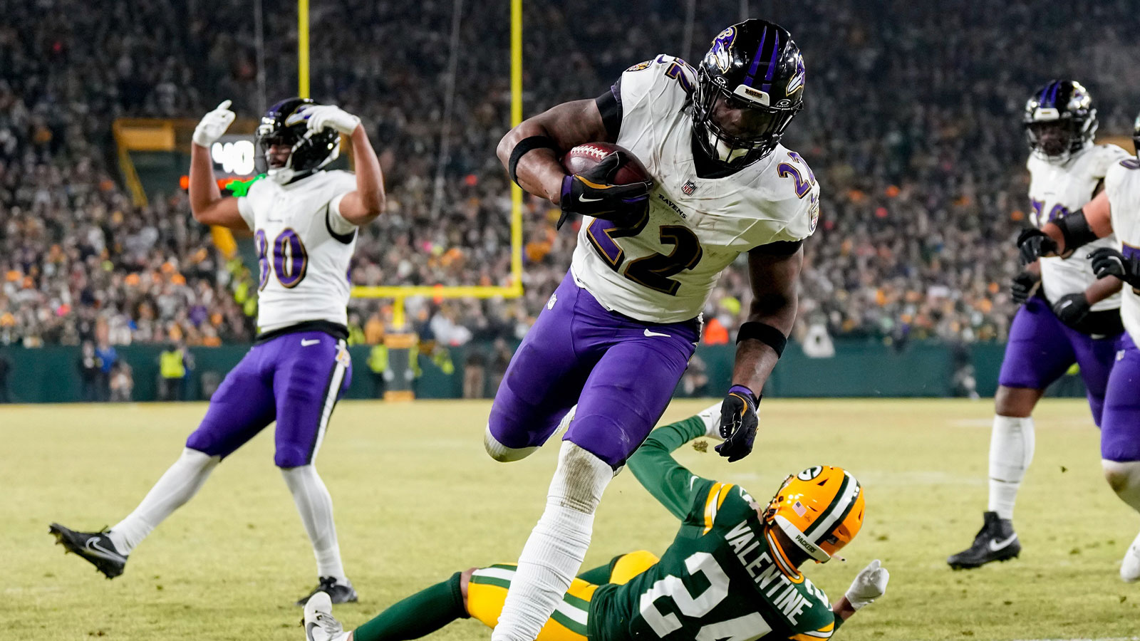 Ravens’ Derrick Henry leapfrogs Adrian Peterson on all-time rushing TD list