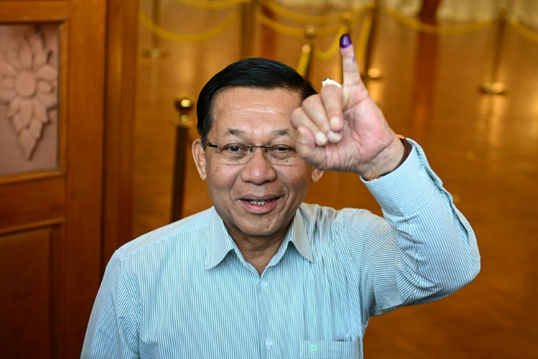 Myanmar's military junta chief offers lesson in democracy