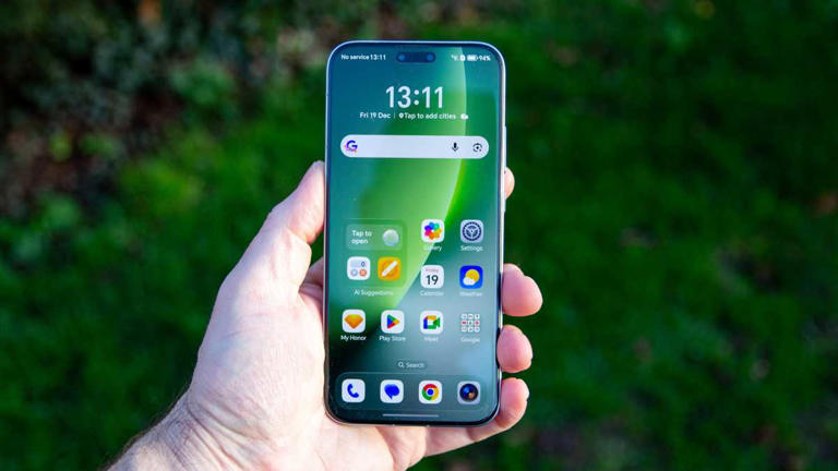 I’ve tried the Honor Magic 8 Pro, and it beats the Pixel 10 Pro in two ...