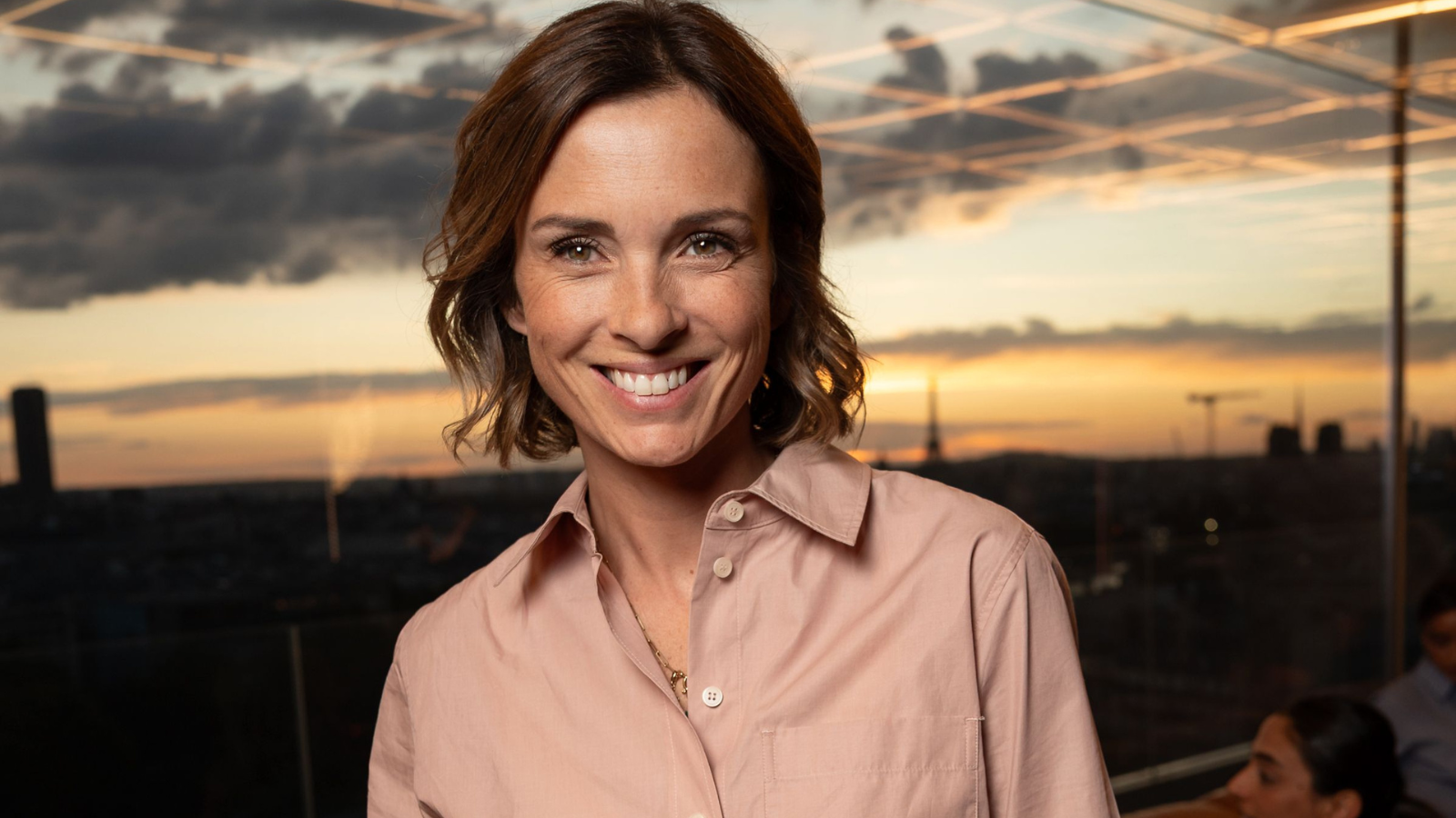 Isabelle Ithurburu émue aux larmes devant sa famille : « Vous avez ...