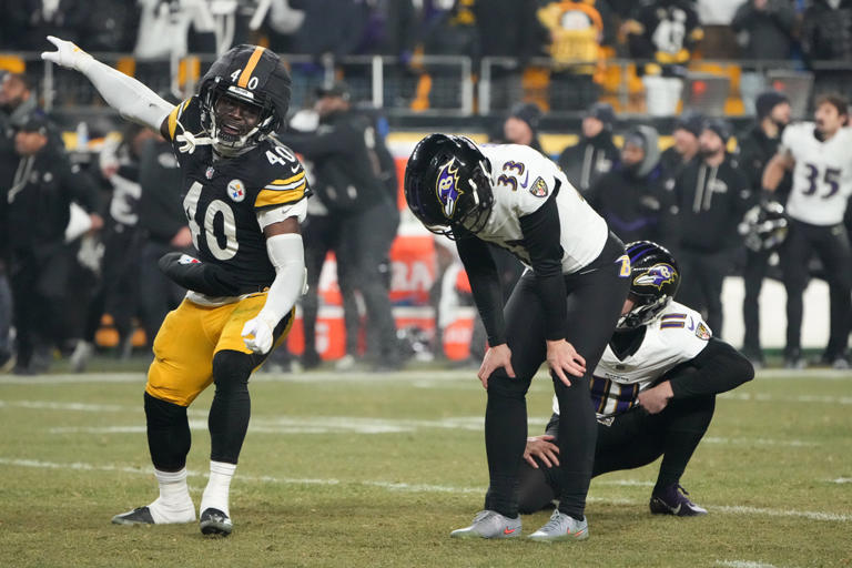 Rodgers and Steelers win AFC North, beating Ravens 26-24 after Loop ...