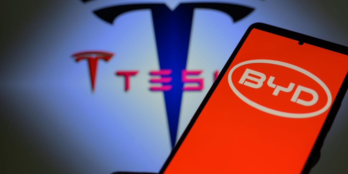 Tesla hit by sharp UK sales drop as Chinese EV brands close in