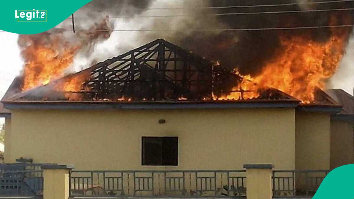 Fire destroys mobile police office in Benue, armoury affected