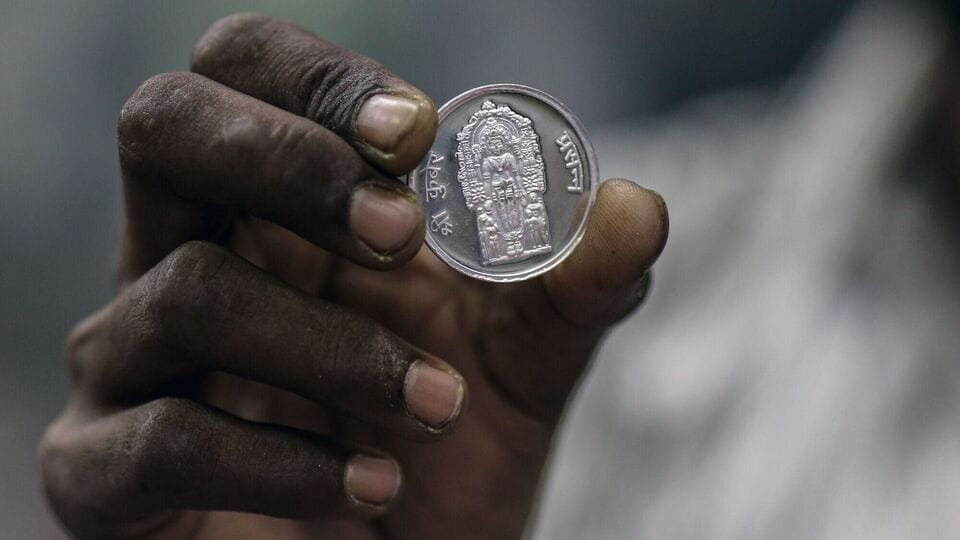 Silver rate today in India: Check live price of 10 gm, 100 gm, 1 kg ...