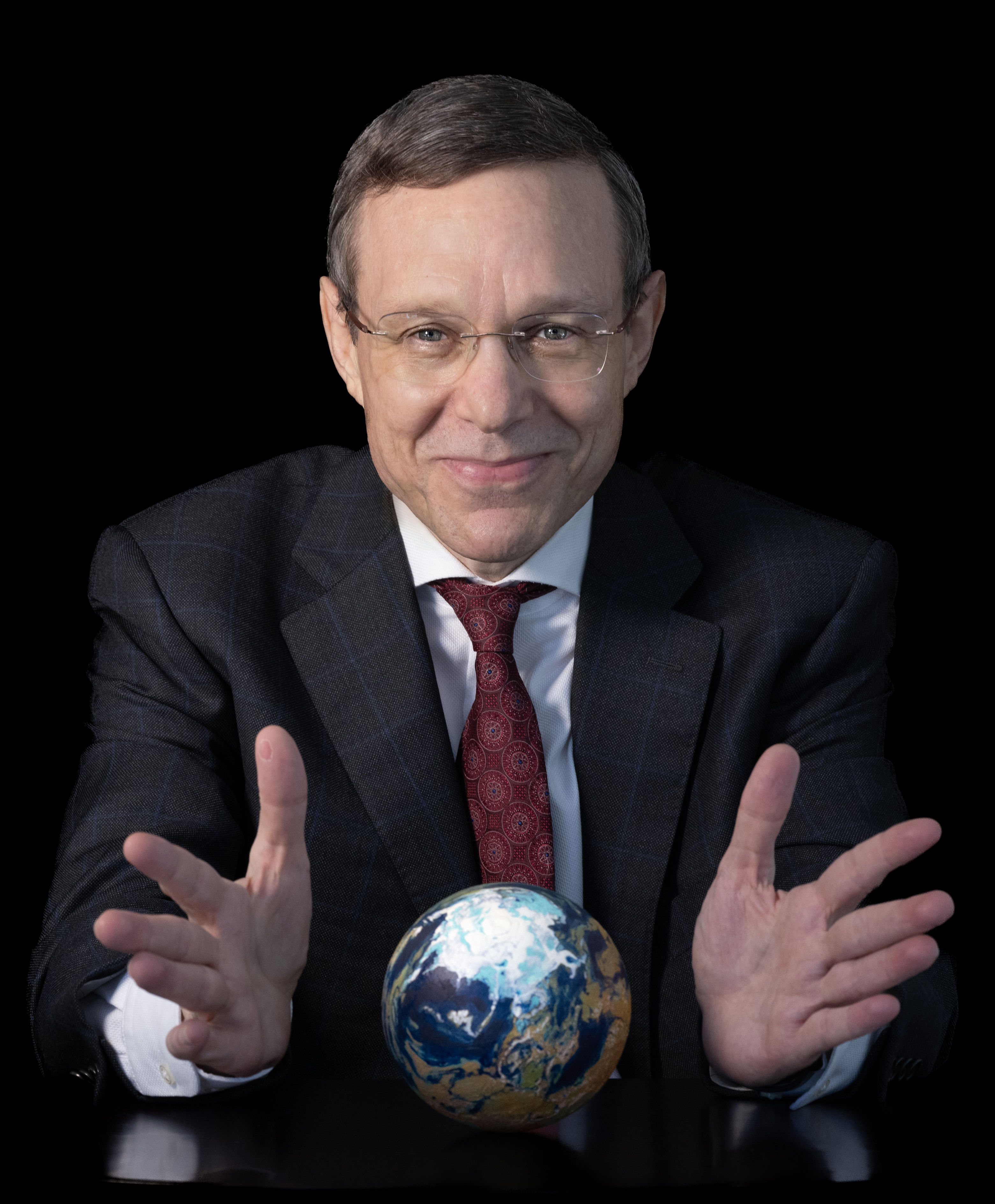 Harvard’s Avi Loeb 'extremely puzzling' metals found secret