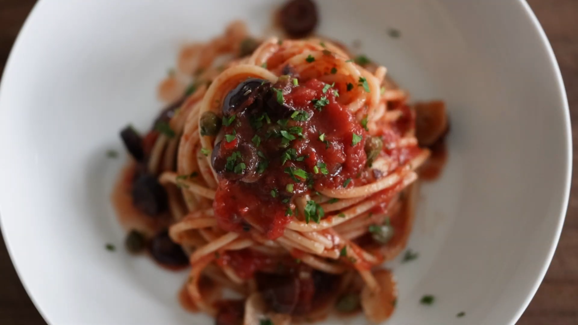 How to make the bold and briny pasta puttanesca you’ll crave