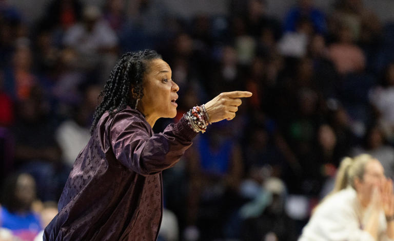 Florida women's basketball falls short but finds South Carolina a ...