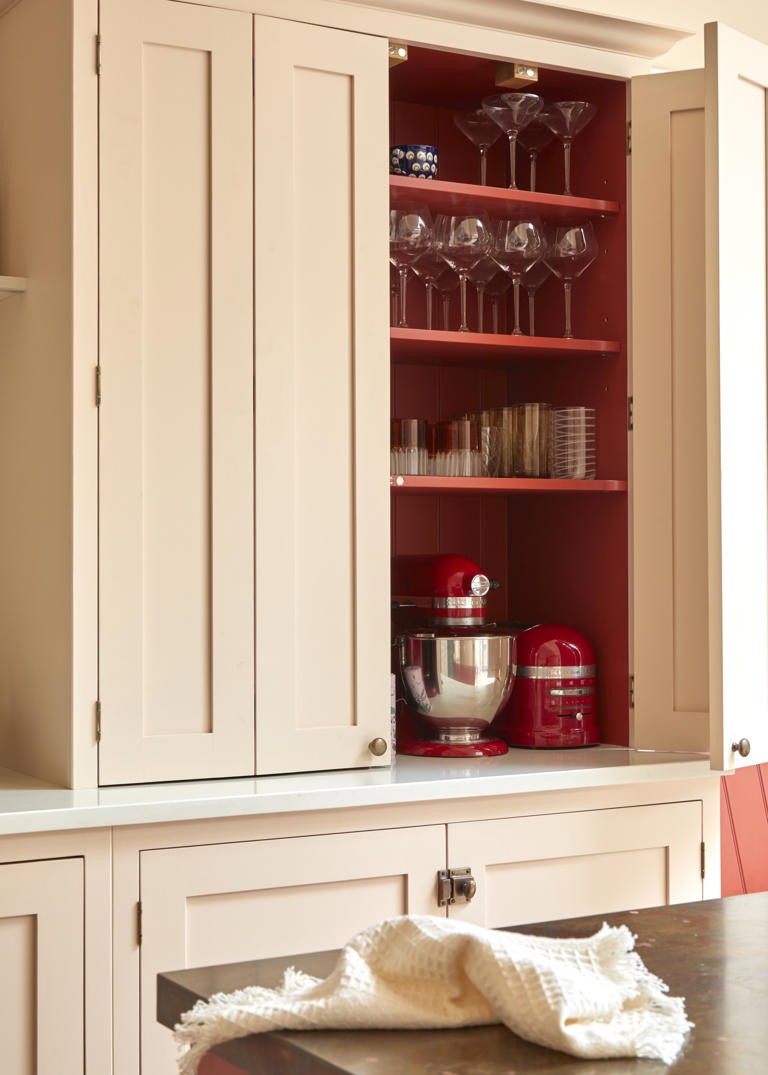 This is why your kitchen always looks messy, according to interior ...