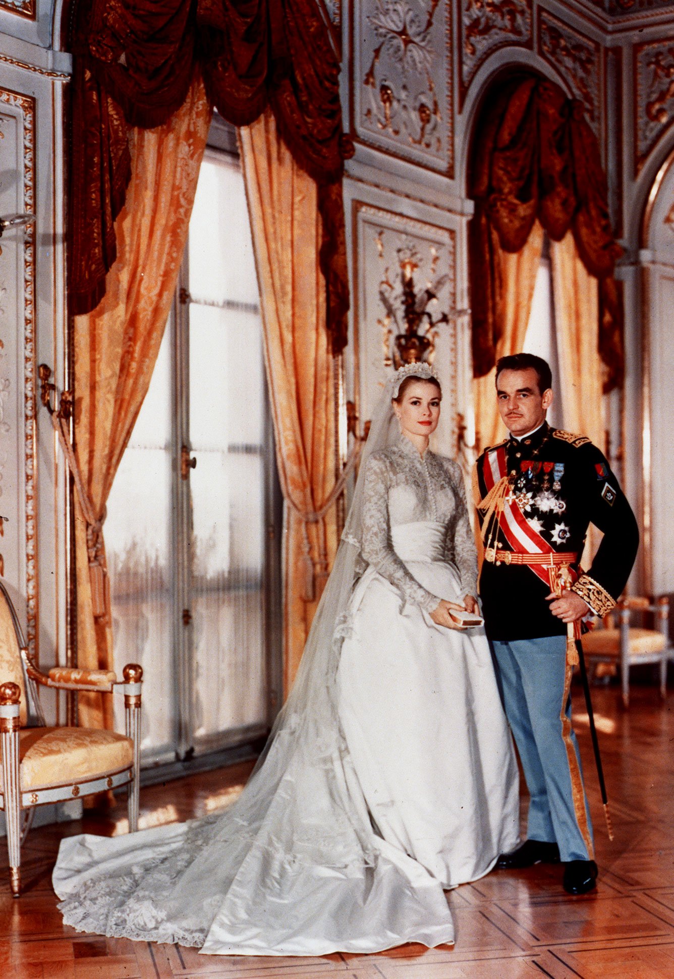 'Te bescheiden' voor een prinses: het geheim van Grace Kelly's twee ...