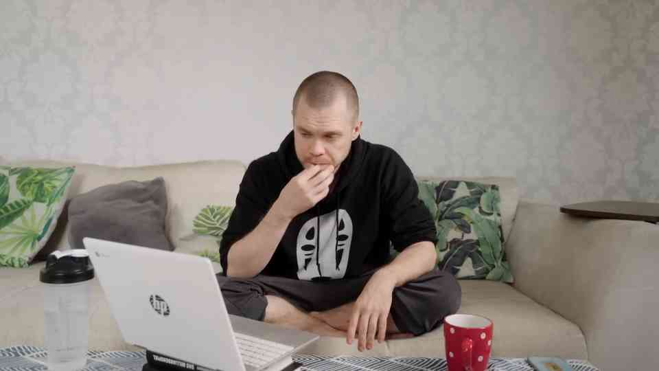 Why the rich keep winning and everyone else keeps losing