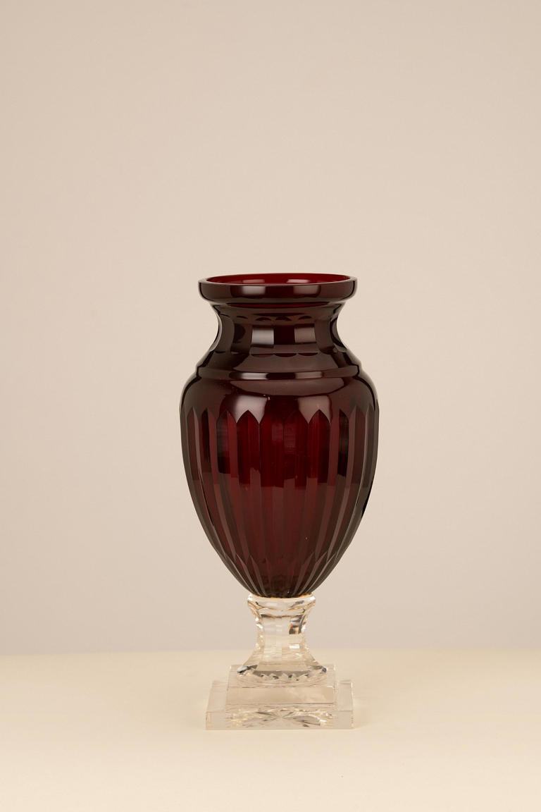 Rich hues and statement forms define this festive décor collection