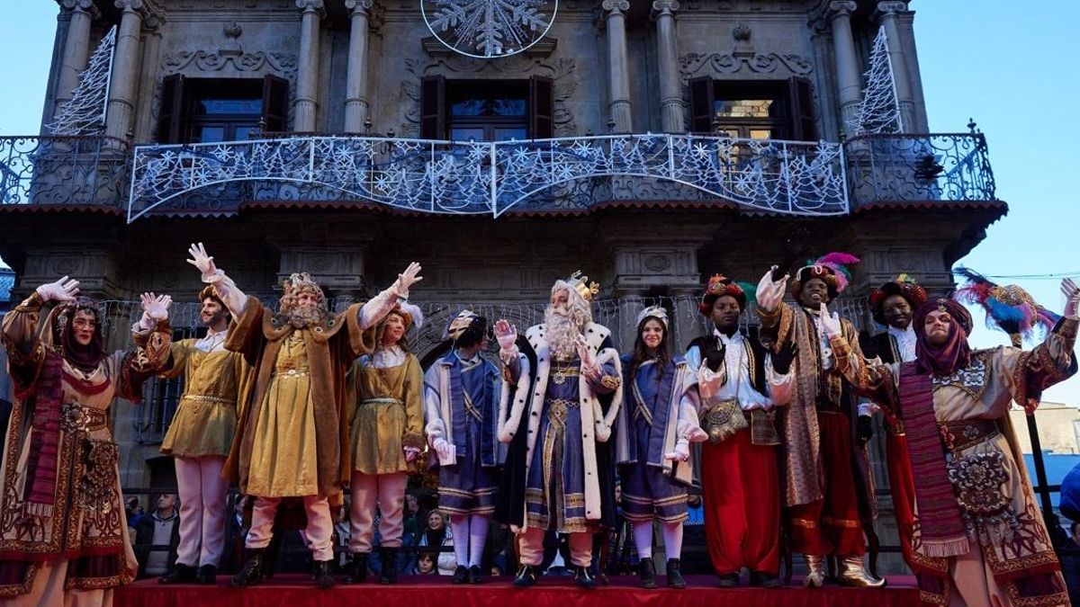 Los Reyes Magos llegan a Pamplona: horario y recorrido de la cabalgata